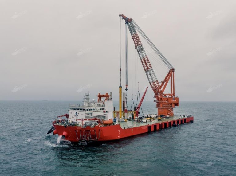 3000T Crane Vessel for Charter - Sale Charter